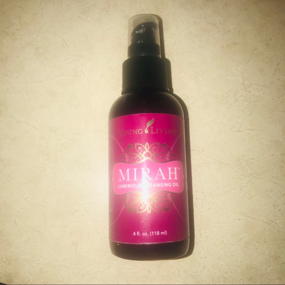 Young Living | Bath & Body | Young Living Mirah Luminous Cleansing Oil ...